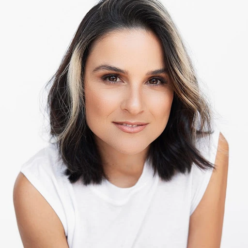 Dikla Hadar | International Dubbing Wiki | Fandom