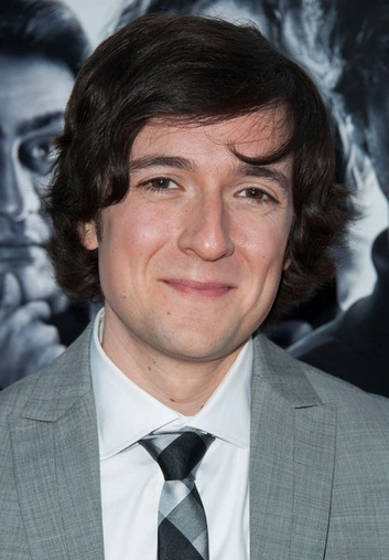 Josh Brener | International Dubbing Wiki | Fandom
