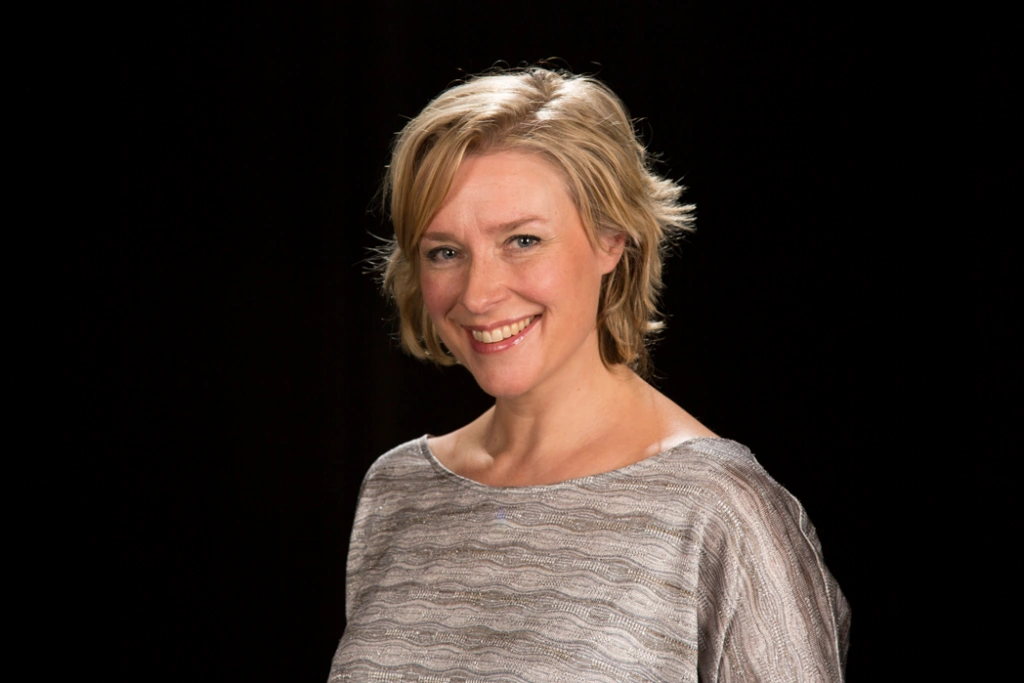 Katrien De Becker | International Dubbing Wiki | Fandom