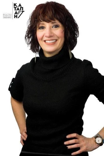 María Zervoú | International Dubbing Wiki | Fandom
