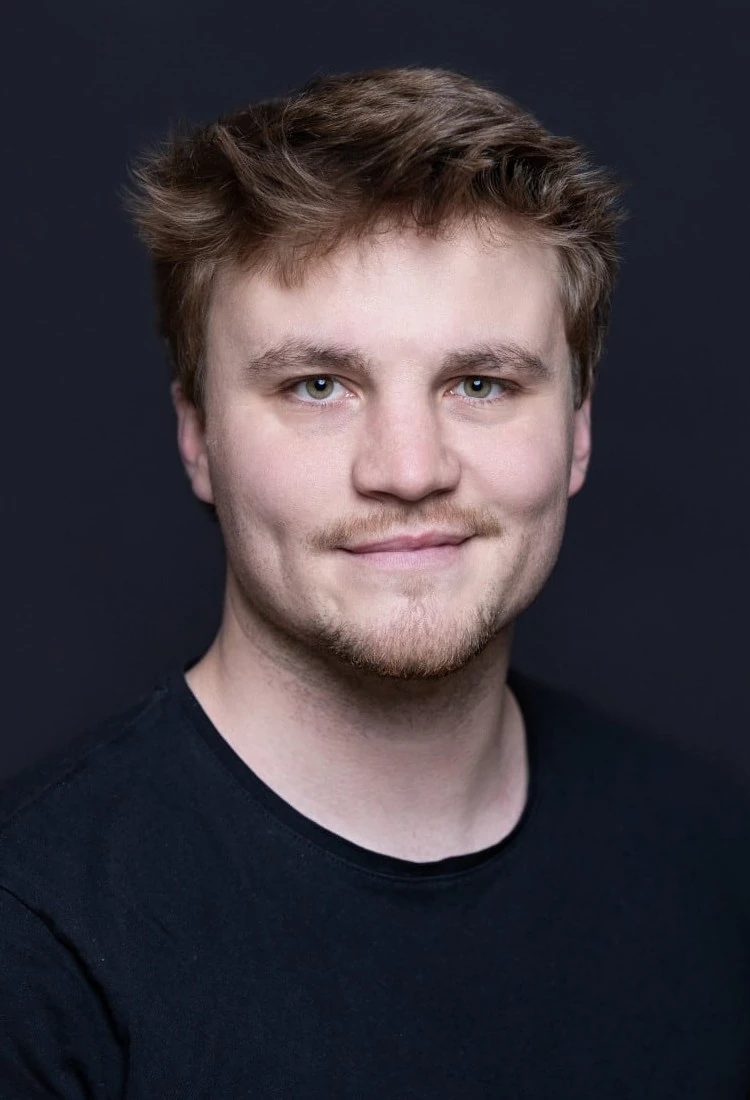 Robert Hájek | The Dubbing Database | Fandom