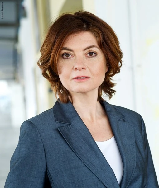 Beate Pfeiffer | The Dubbing Database | Fandom