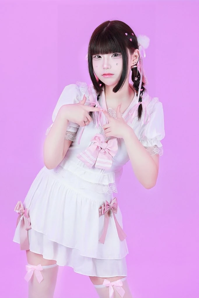 MOE | International Idols Wiki | Fandom