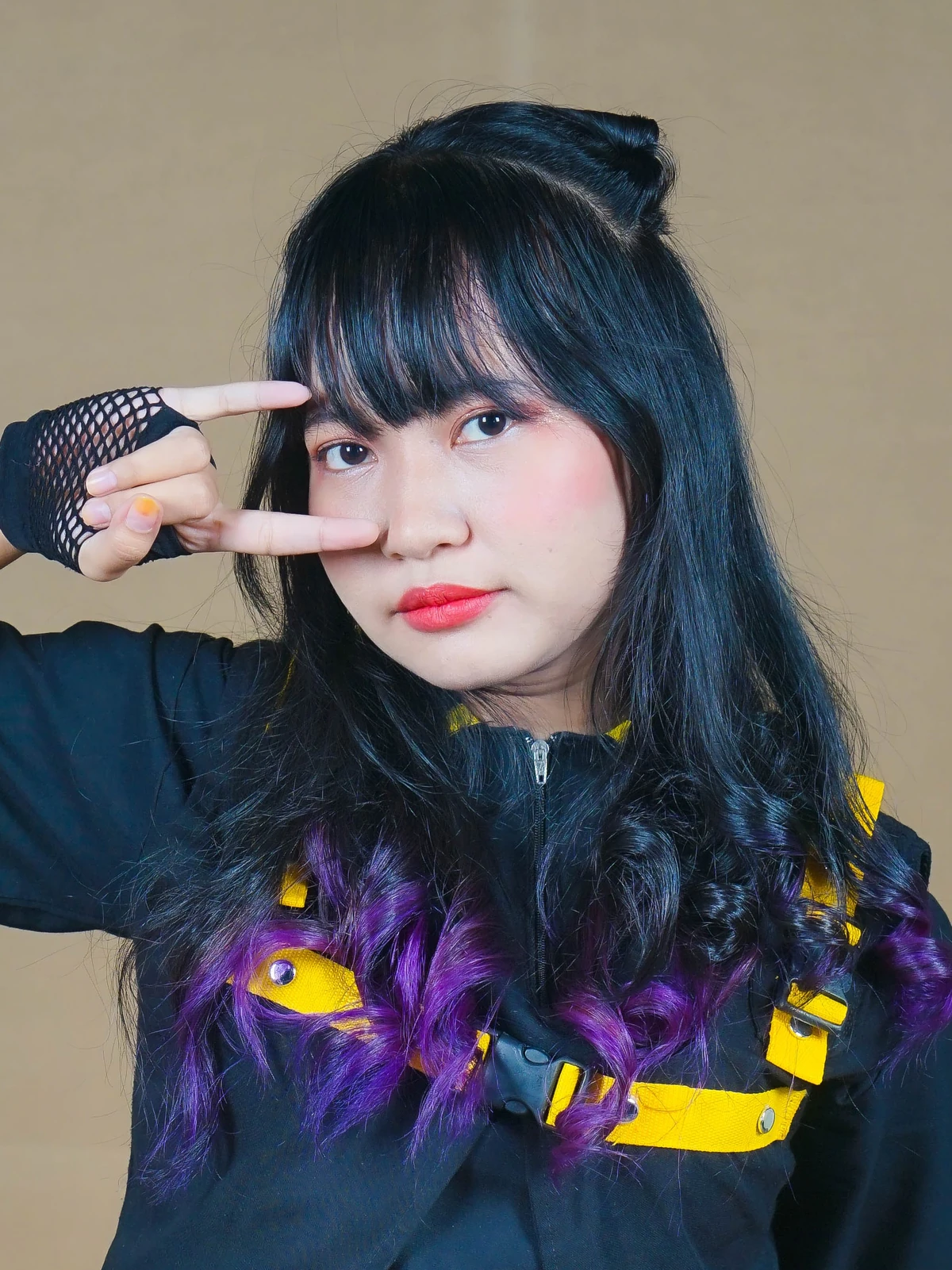 Furi Andinni | International Idols Wiki | Fandom