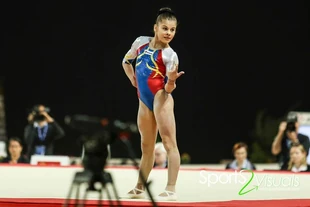 Gallery:Laura Jurca | Gymnastics Wiki | Fandom