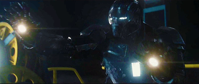 Iron Man 3 Dress Mark 40 Marvel Studios: The Infinity SagaDLX Iron Man