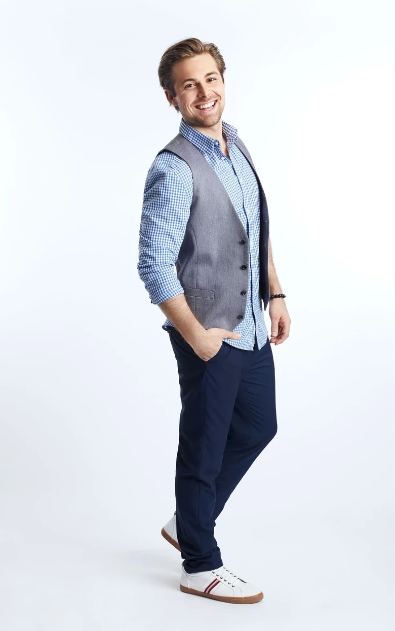 Caz Brown | Issy's The Challenge Wiki | Fandom