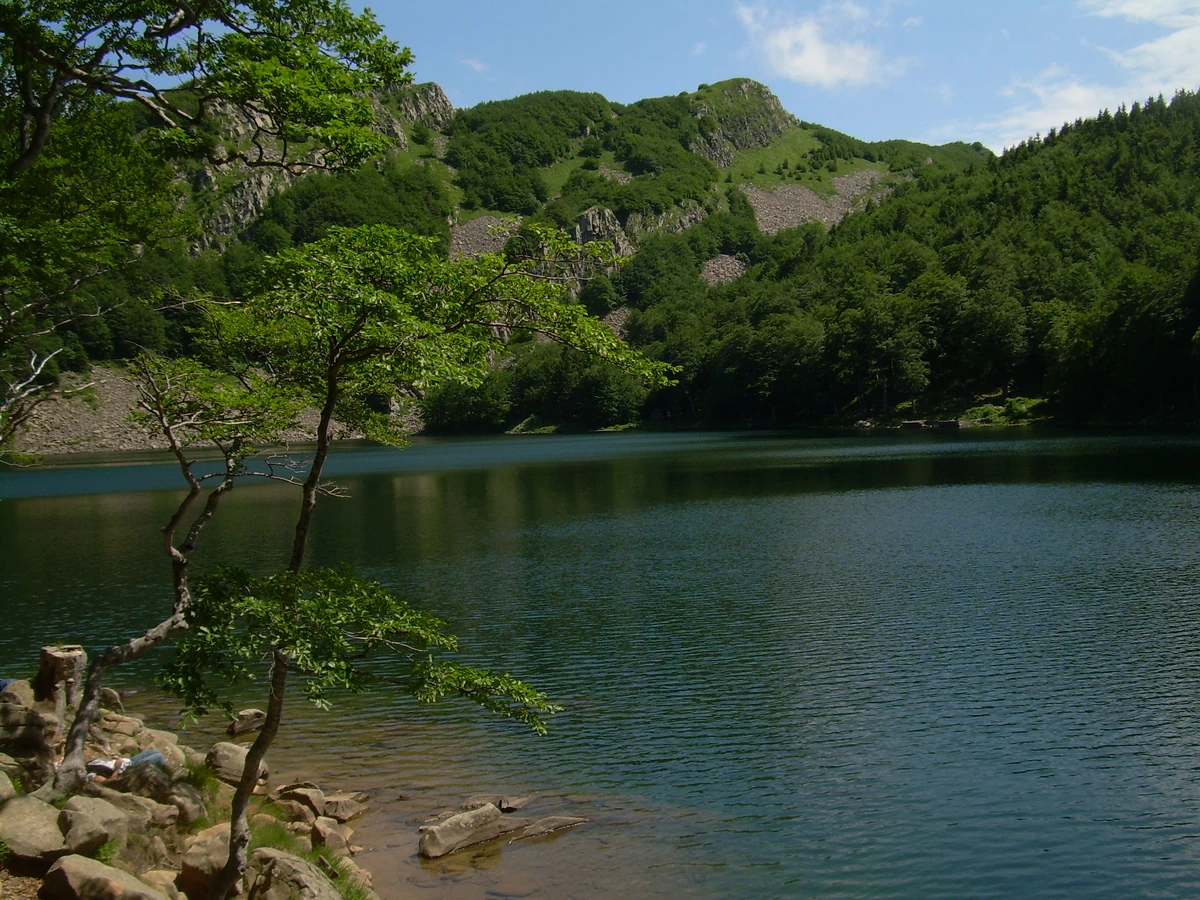 Lago Santo Parmense | Geostoria Wiki | Fandom