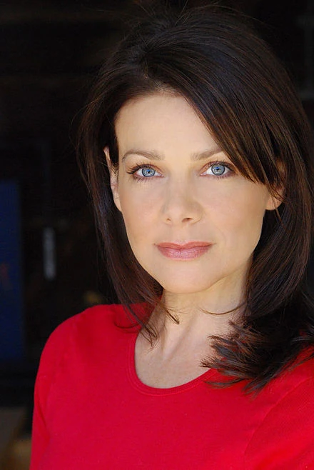 Meredith Salenger | Mad Fanon Wiki | Fandom