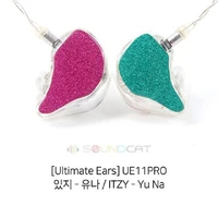 Earpiece/IEM | ITZY Wiki | Fandom