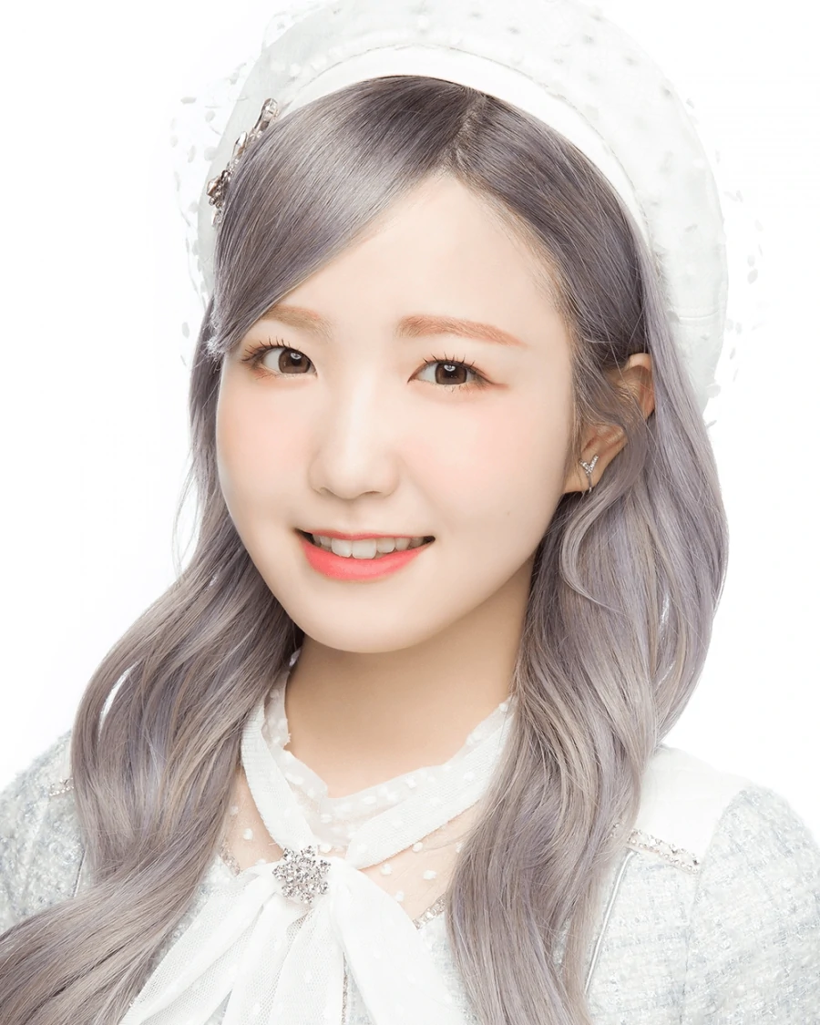 Hitomi | IZ*ONE Wiki | Fandom