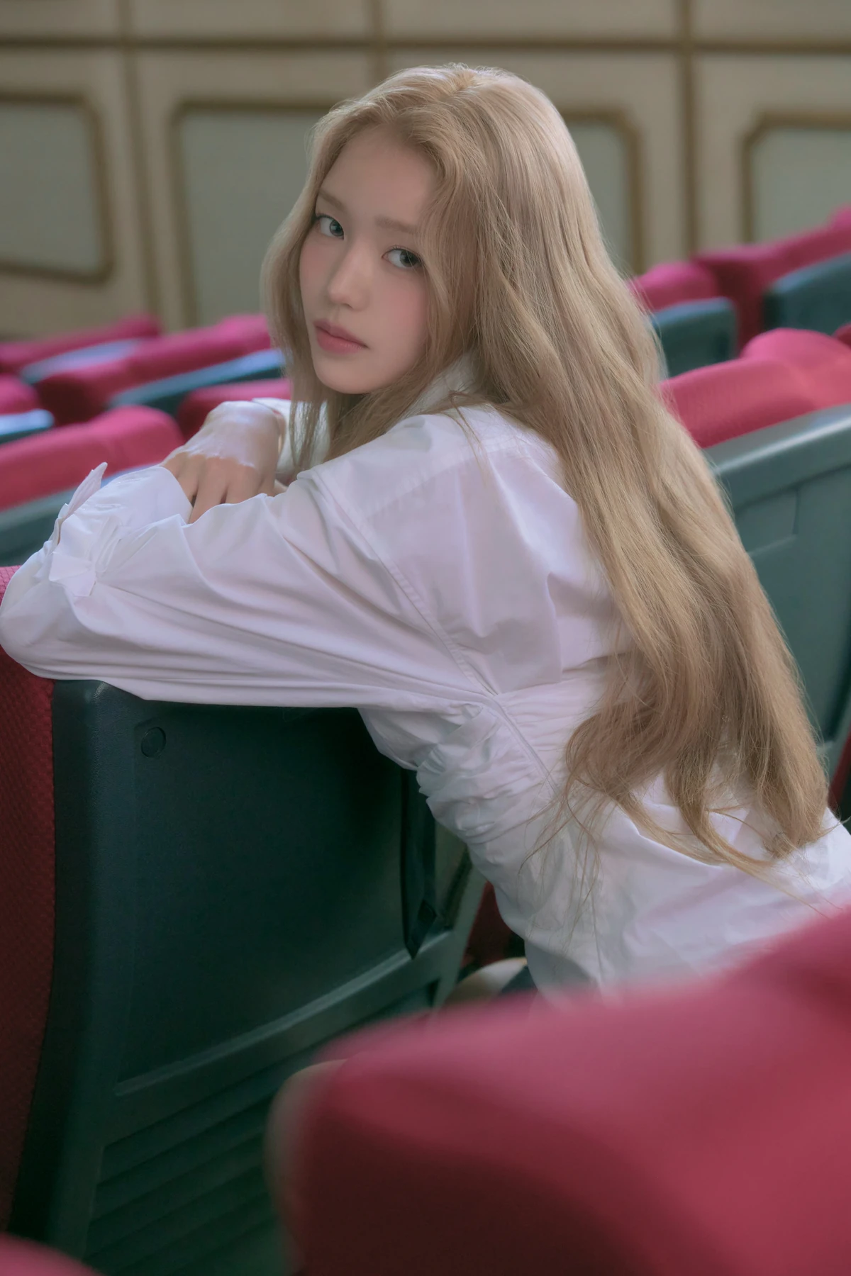 Jeong Saebi | Izna Wiki | Fandom