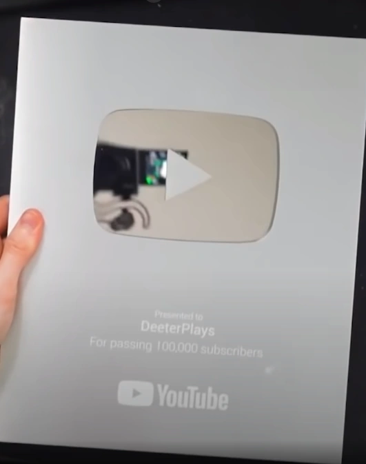 DeeterPlays Silver Play Button | Jack's Play Buttons Wiki | Fandom