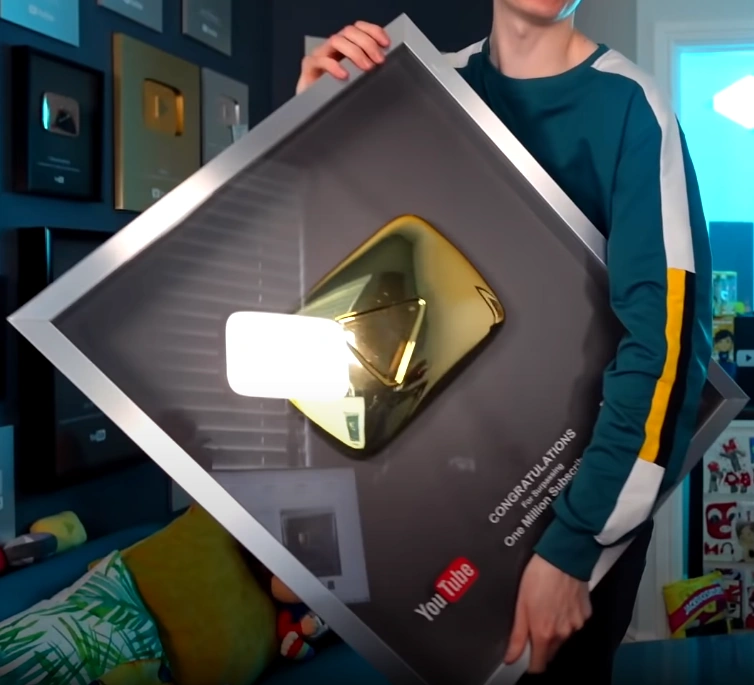 OG Gold Play Button | Jack's Play Buttons Wiki | Fandom
