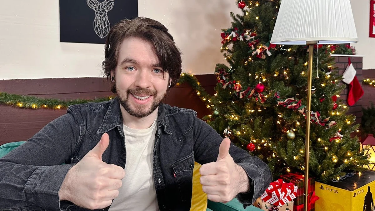 Thankmas 2022 w/ Markiplier, Valkyrae, Jack Black and more ...