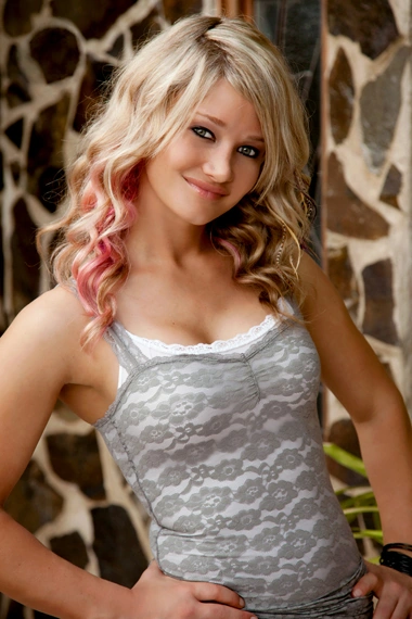 Ellis Jones | Jacob's The Challenge Wiki | Fandom