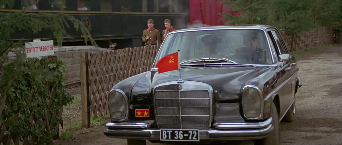 Mercedes-Benz 280 S (W108) | James Bond Wiki | Fandom