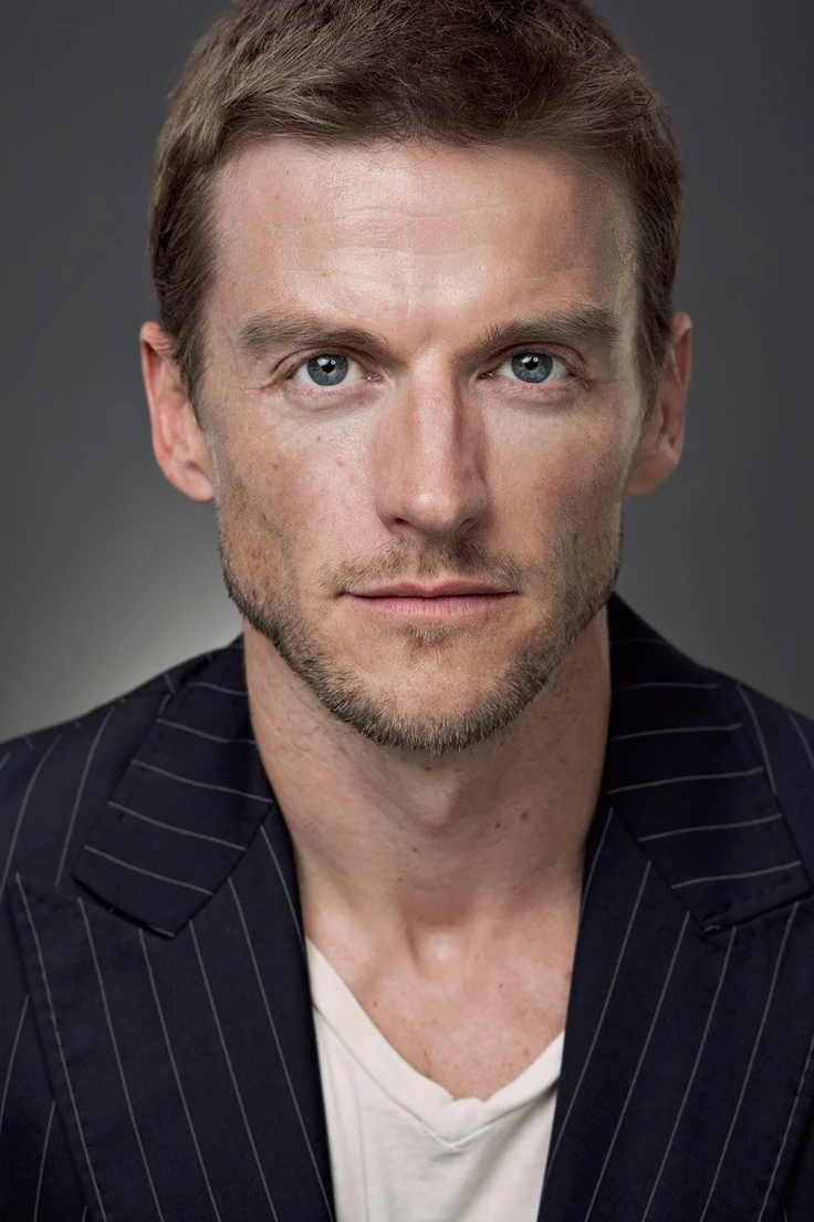 Gideon Emery | James Bond Wiki | Fandom