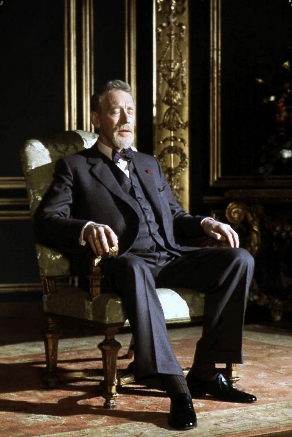 Ernst Stavro Blofeld (Max von Sydow) | James Bond | Fandom