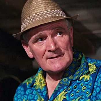 Q (Desmond Llewelyn) | James Bond Wiki | Fandom