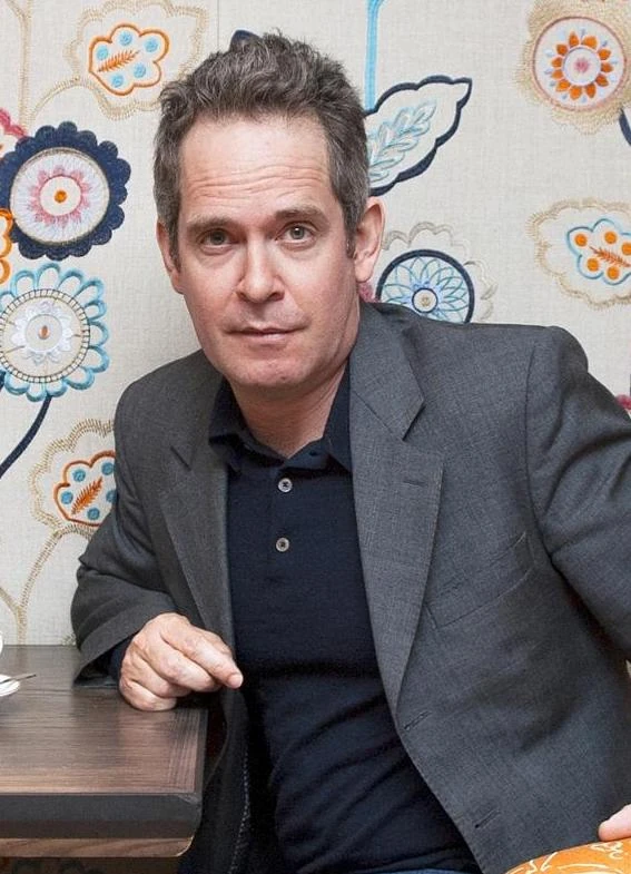 Tom Hollander