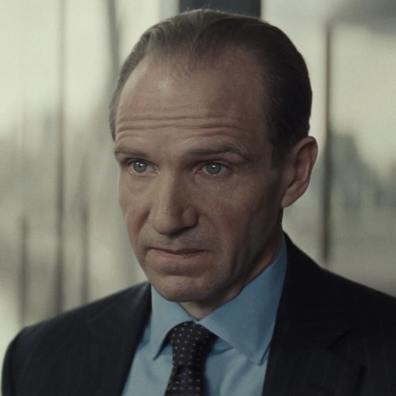 Ralph Fiennes Skyfall Mallory