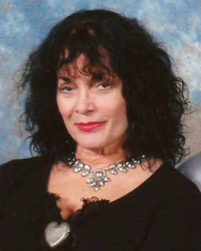 Martine Beswick