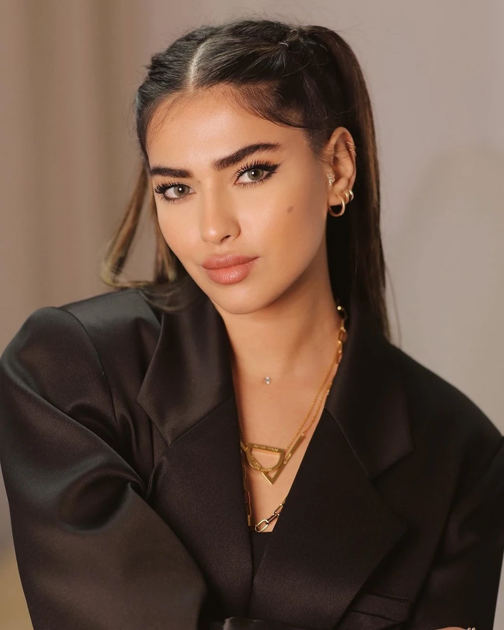 Geneviève II | JAT Royalty Wiki | Fandom