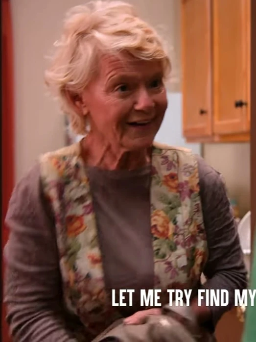 Mrs. Winston | Jay & Mikey Wiki | Fandom