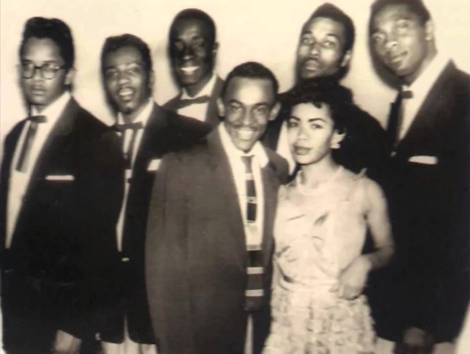 Sugar Pie DeSanto & Pee Wee Kingsley Band | Jay's Music Search Wiki ...