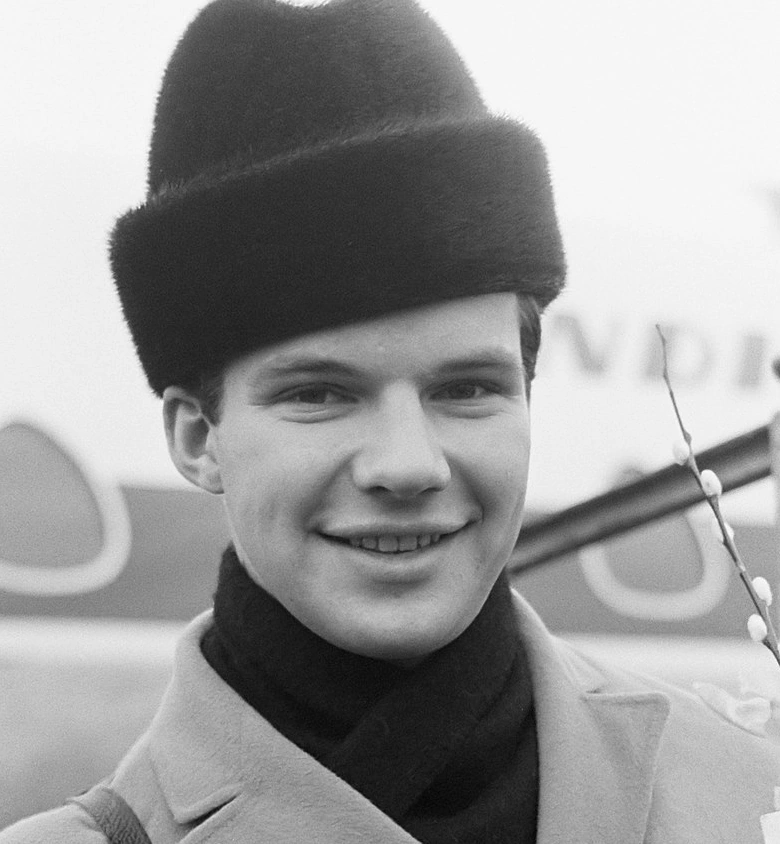 Bobby Vee | Jay's Music Search Wiki | Fandom