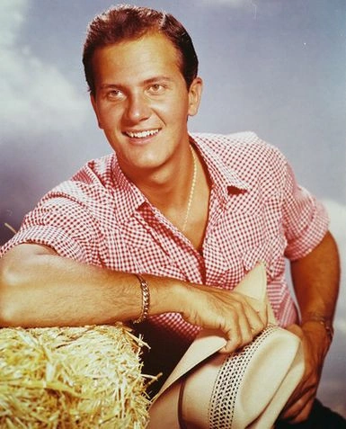 Pat Boone | Jay's Music Search Wiki | Fandom