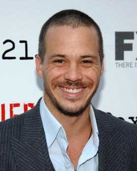 Michael Raymond-James | Jednom davno Wiki | Fandom