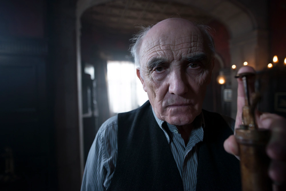 Garson | Jekyll and Hyde TV Series Wikia | Fandom