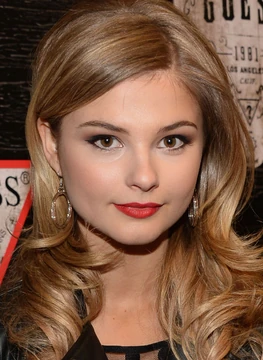 stefanie scott 2011