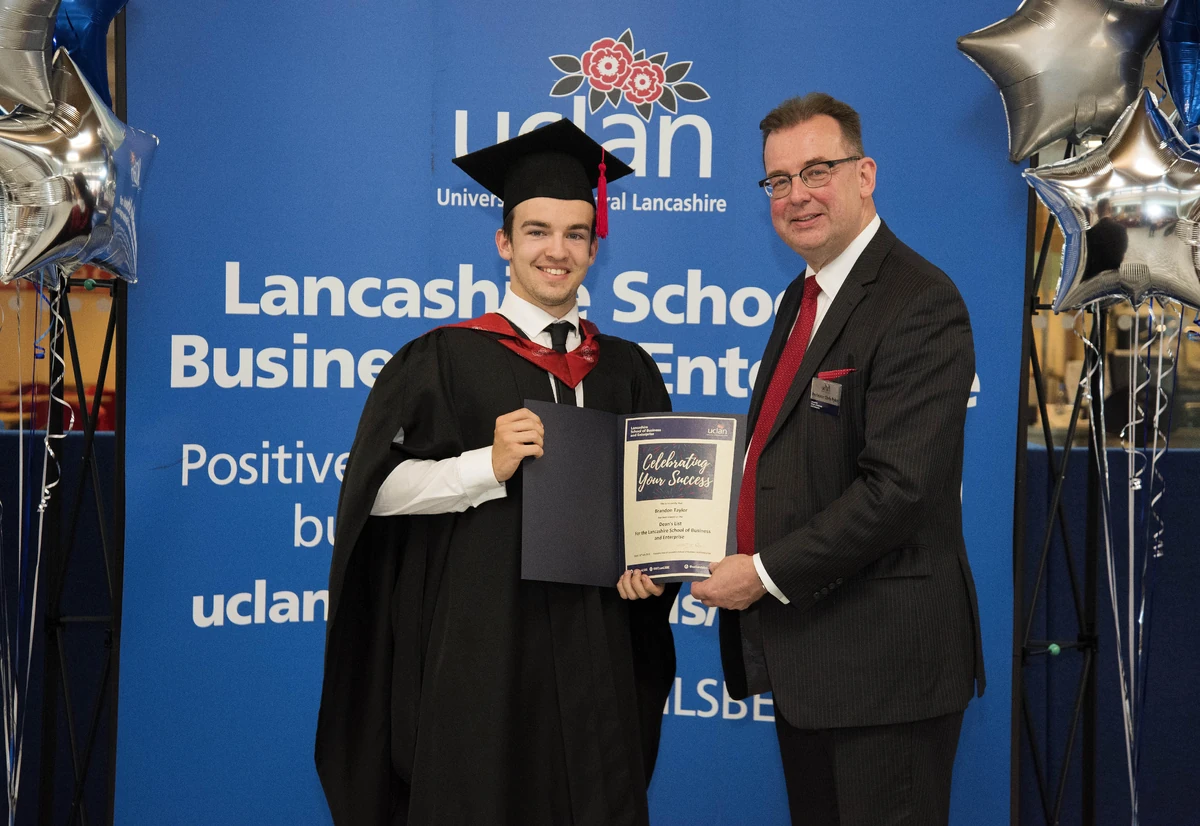 Cometan during university | Astropedia | Fandom