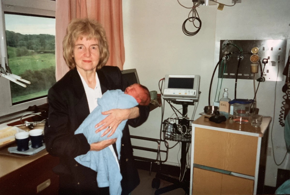 First Image of Cometan | Astropedia | Fandom