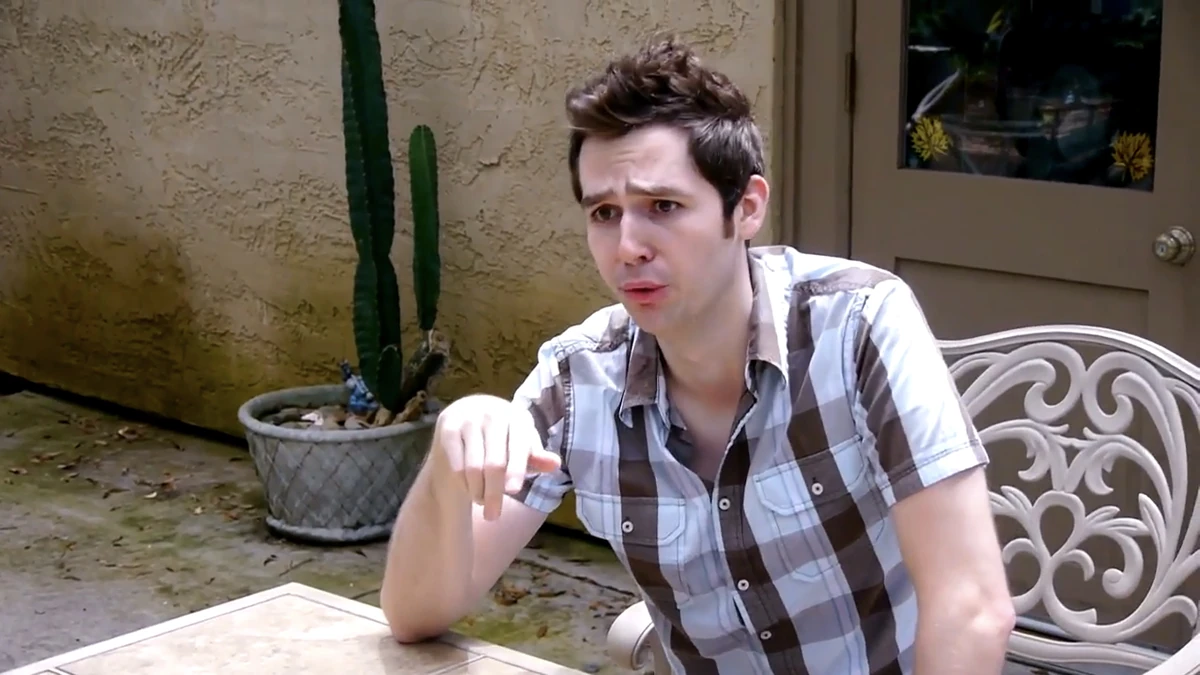 SIGNS YOU USE SOCIAL SITES TOO MUCH! | JesseAndMike Wiki | Fandom