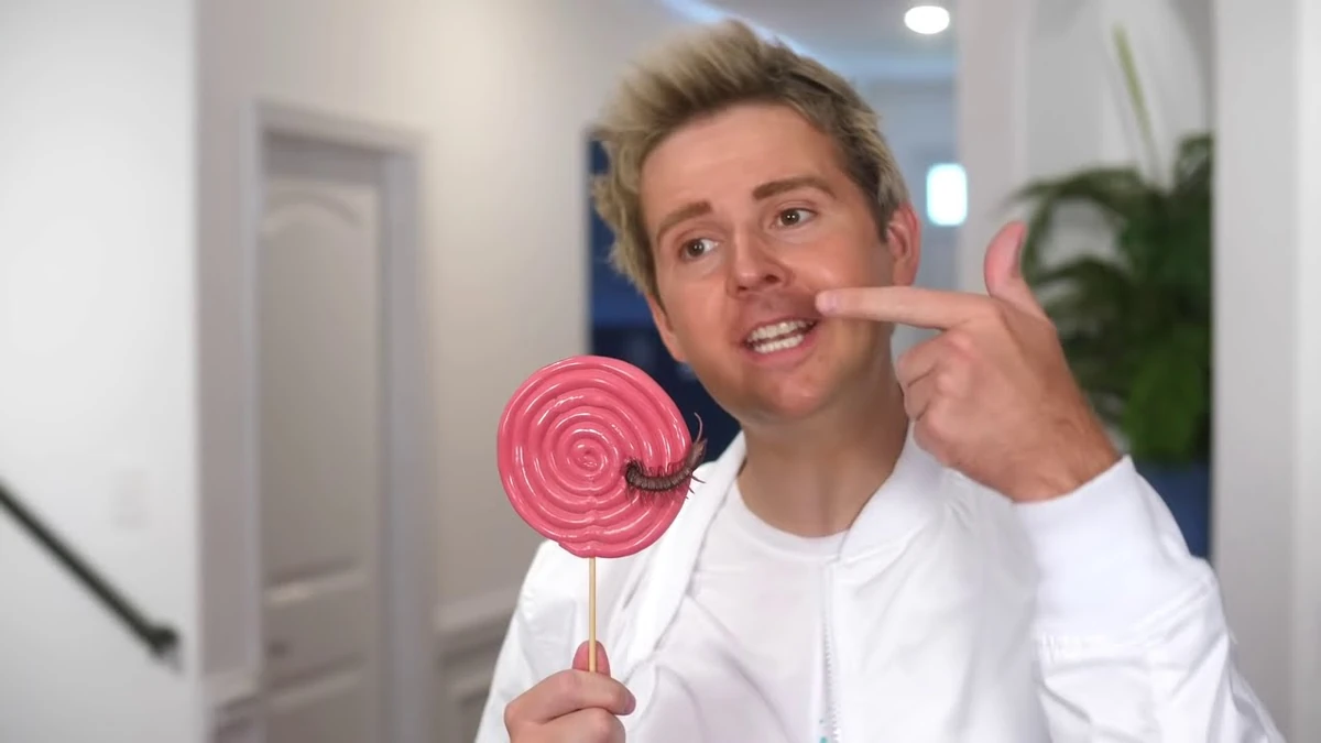 Surprise Bug In Lollipop!/Transcript | JesseAndMike Wiki | Fandom