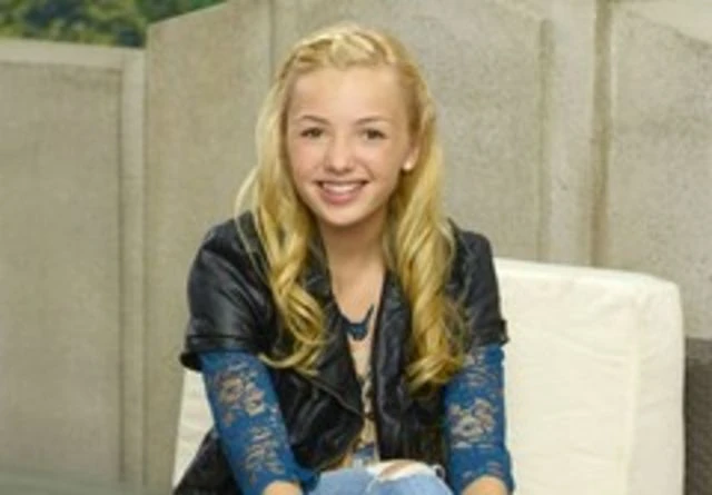 Emma Ross | Jessie Wiki | Fandom