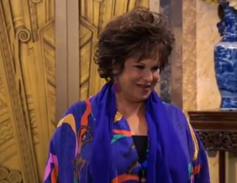 Mamá de Bertram | Wiki Jessie | Fandom