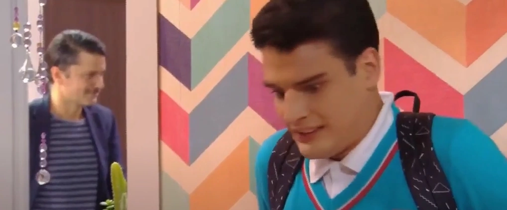 Charlie chce dopaść Roby'ego | Jestem Franky Wiki | Fandom