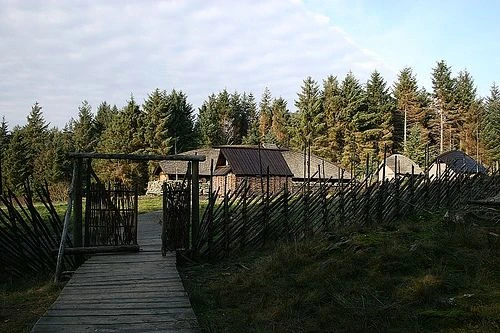 Redhammer | Jirba Wikia | Fandom