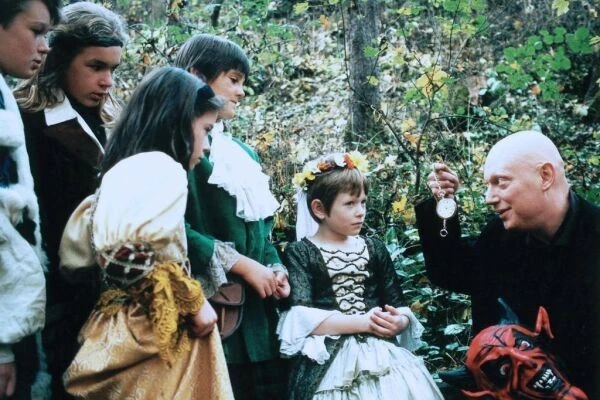 TV-Serie | Sinclair Wiki | Fandom