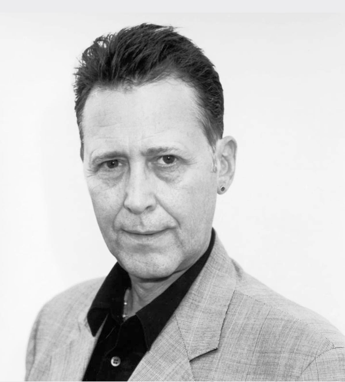 Frank Glaubrecht | Sinclair Wiki | Fandom