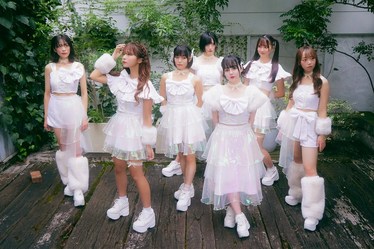 LIT MOON | Jpop Wiki | Fandom