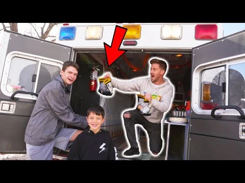 AMBULANCE TURKEY DINNER POP UP SHOP! | JStu Wiki | Fandom