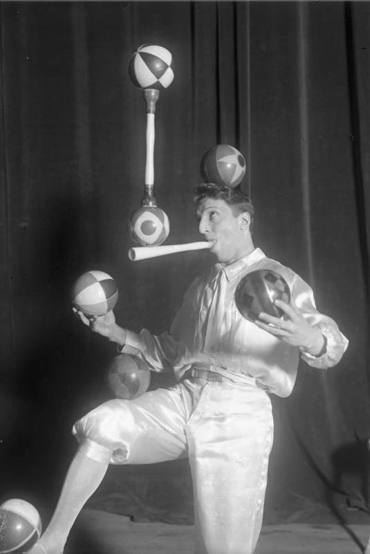 Enrico Rastelli | Juggle Wiki | Fandom