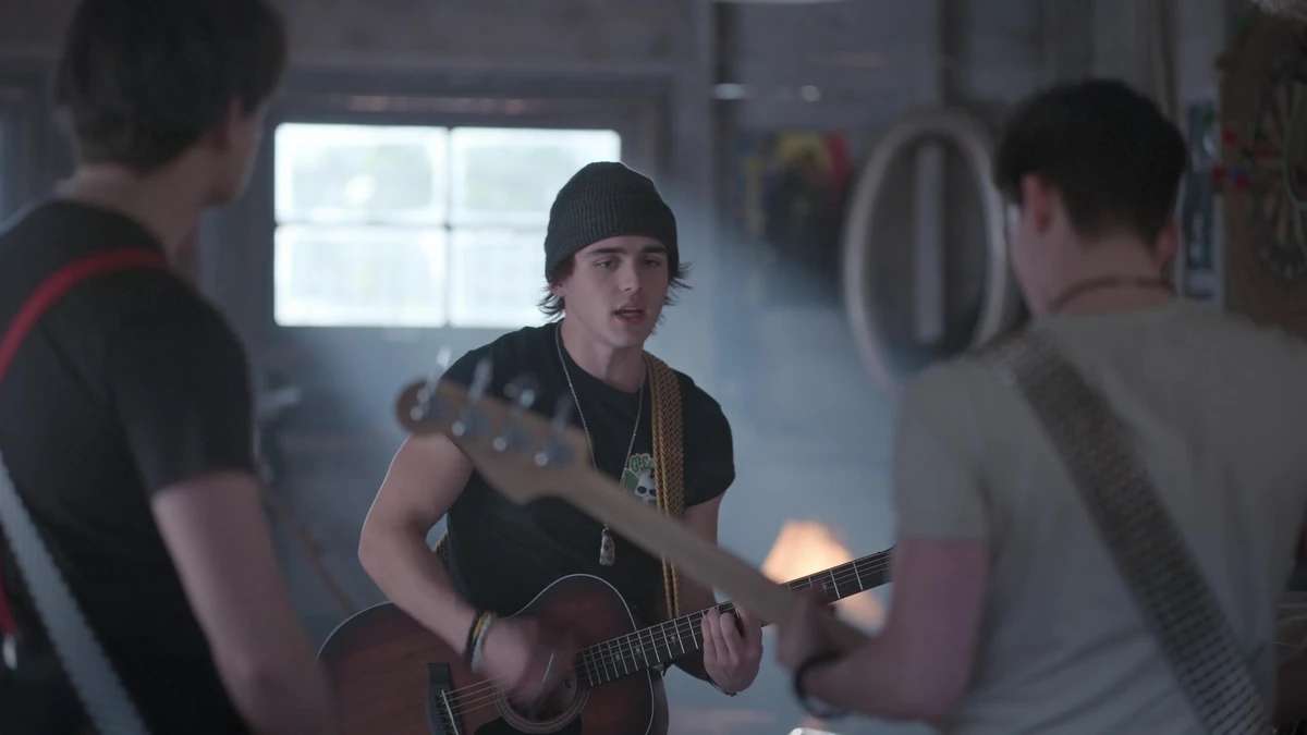 Unsaid Emily | Julie and The Phantoms Wiki | Fandom