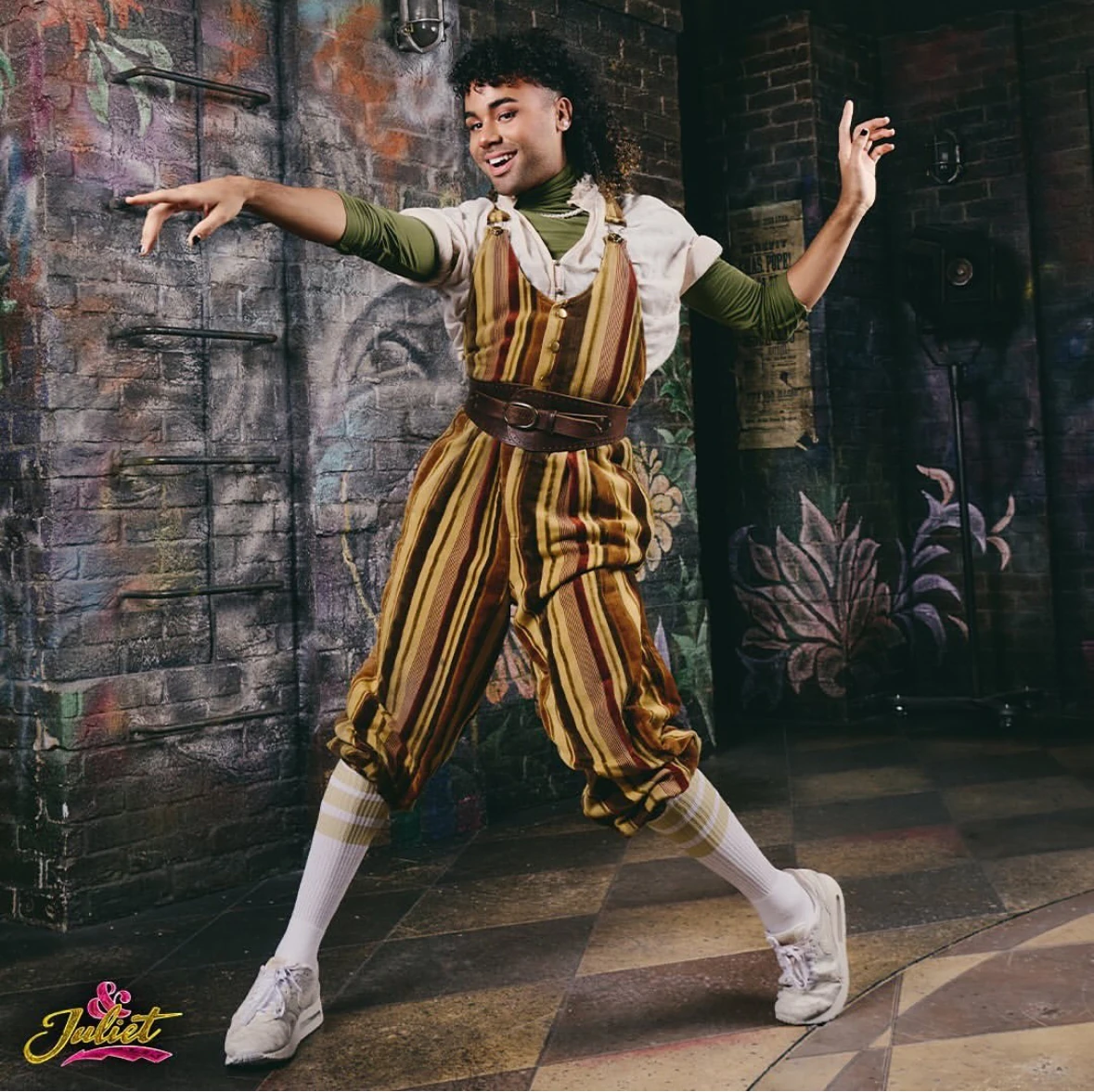 Thomas/Lennox | & Juliet Wiki | Fandom